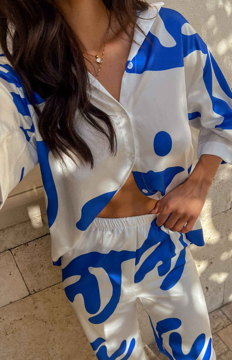 Karren Blue Print Top | Beginning Boutique US