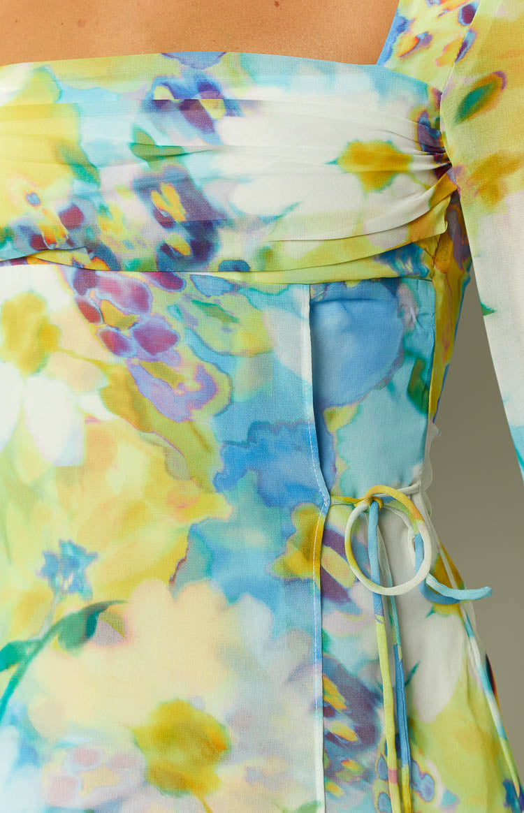 Lucy Blue Floral Long Sleeve Mini Dress – Beginning Boutique US