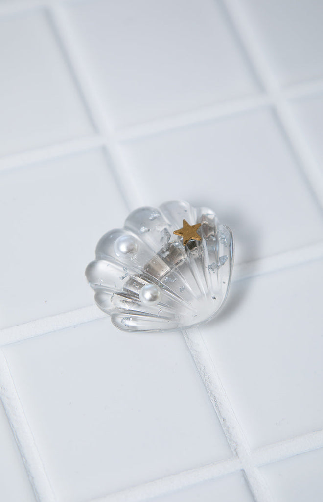 White Shell Hair Clip – Beginning Boutique US