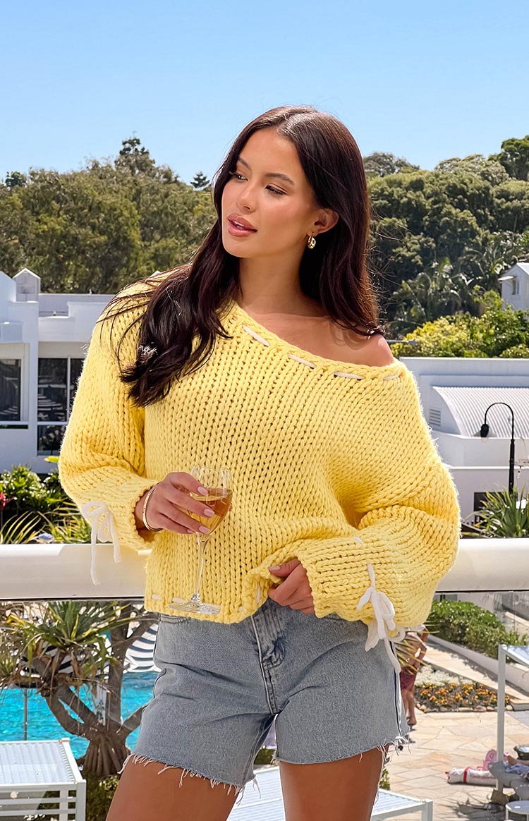 Bea Yellow Sweater – Beginning Boutique US