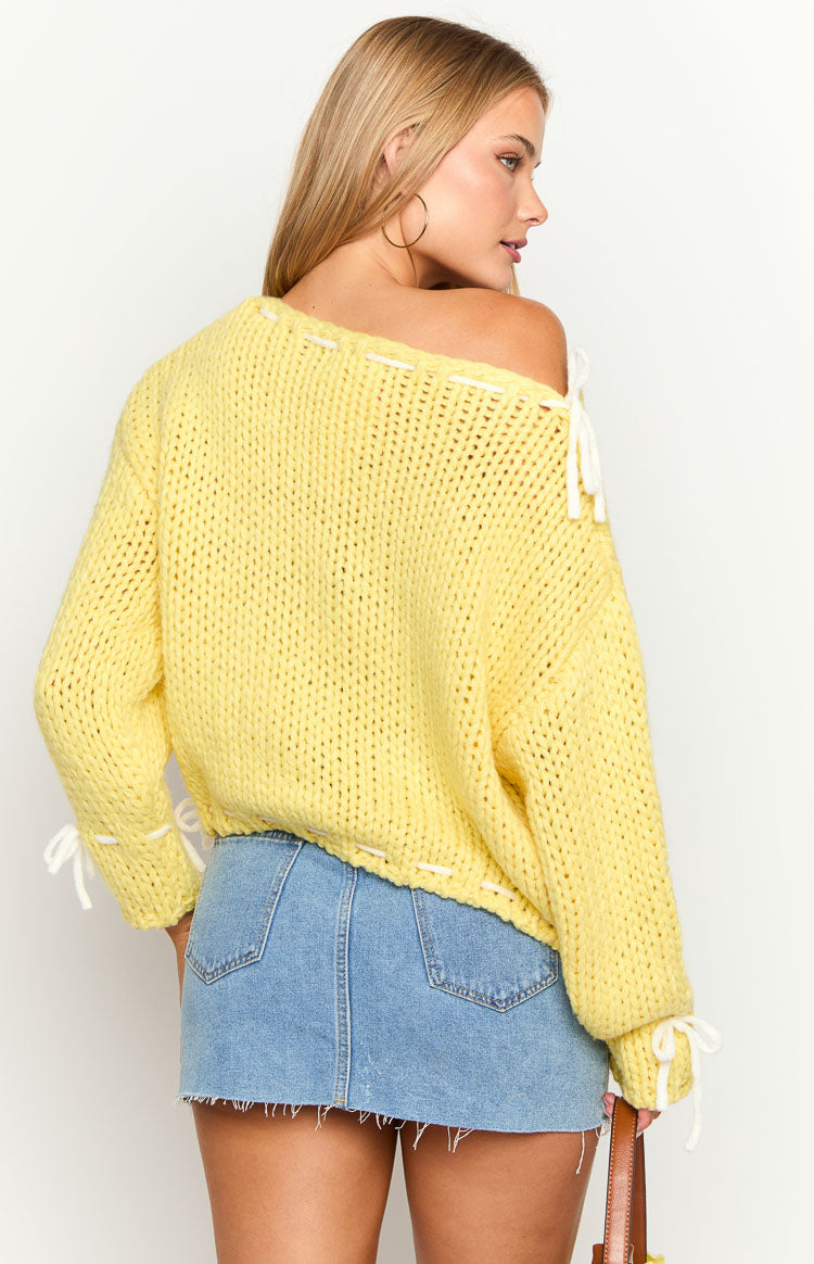 Bea Yellow Sweater – Beginning Boutique US